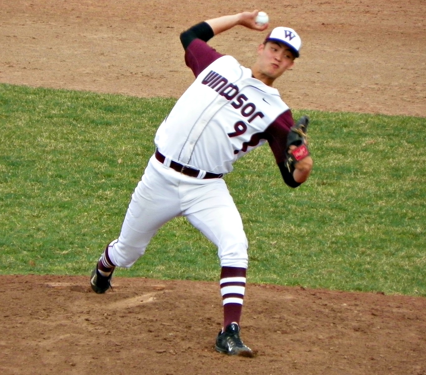 Baseball: Nolan, Windsor hand Manchester first loss