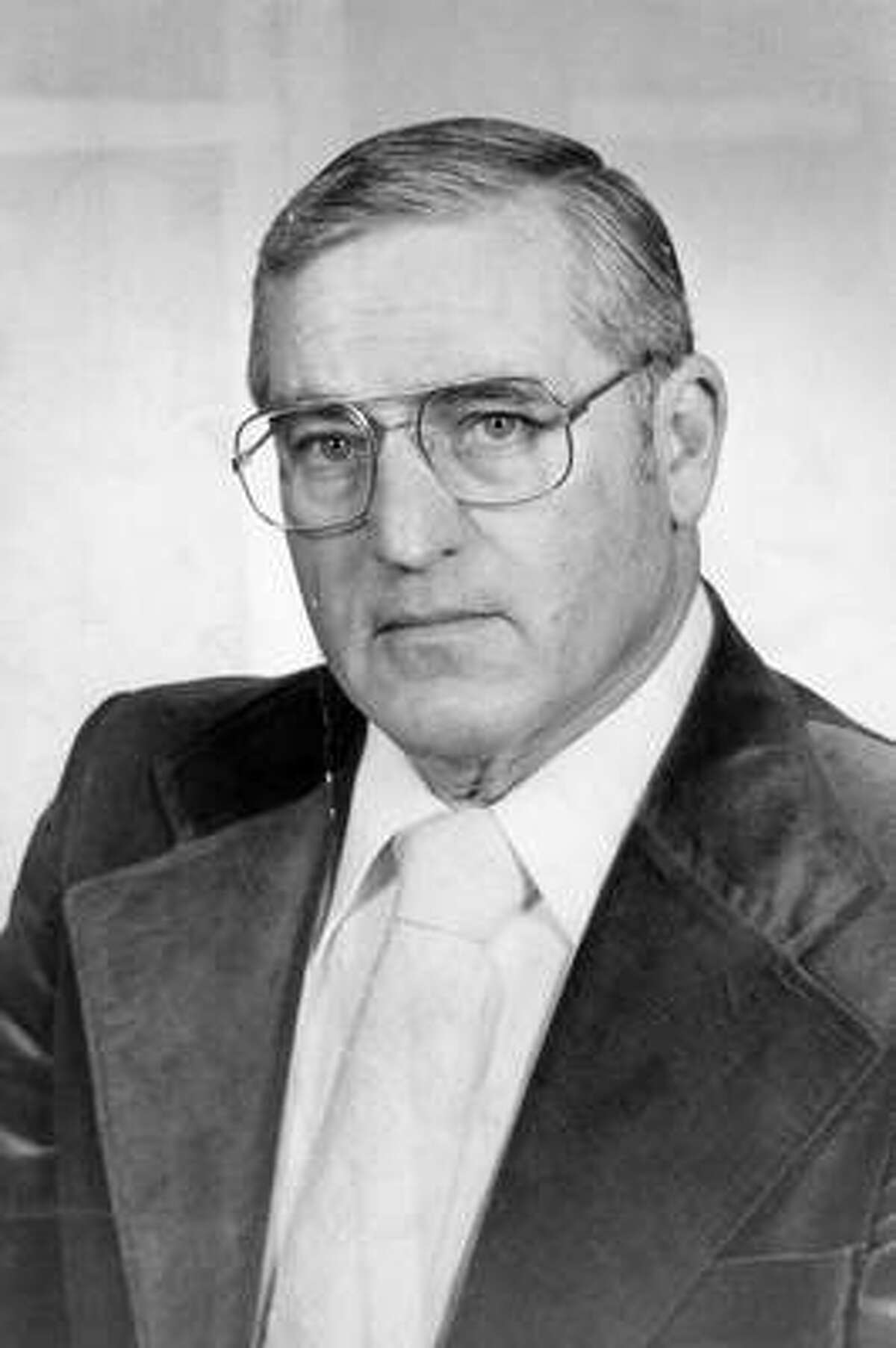 Looking Back: Ray Tellier Sr. was a molder of coaches