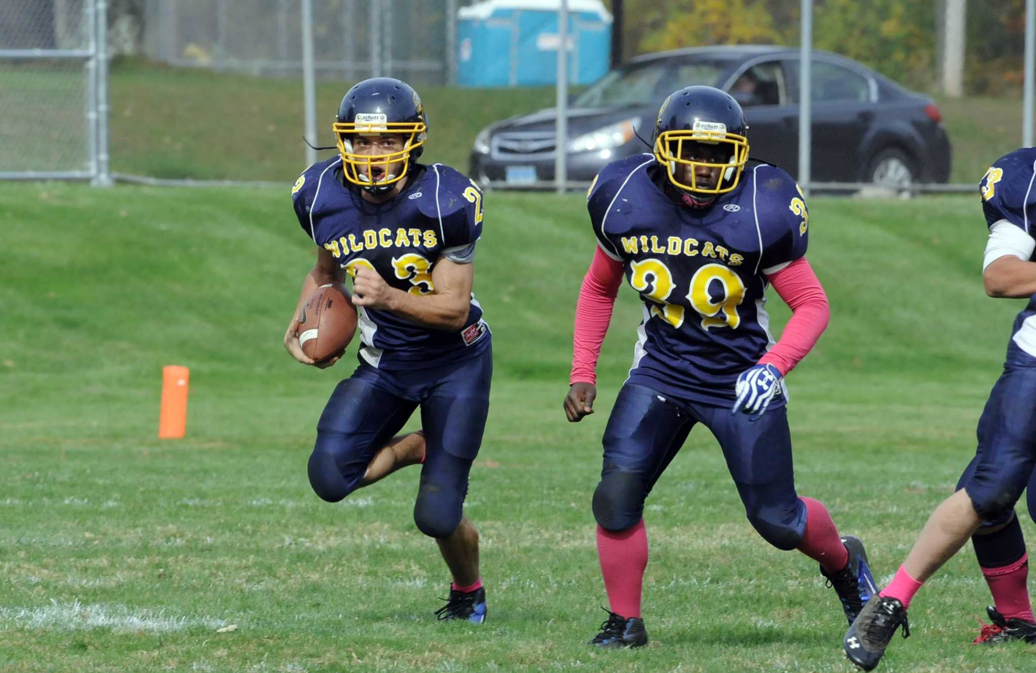 Prince Tech football stays undefeated with win over Wolcott Tech