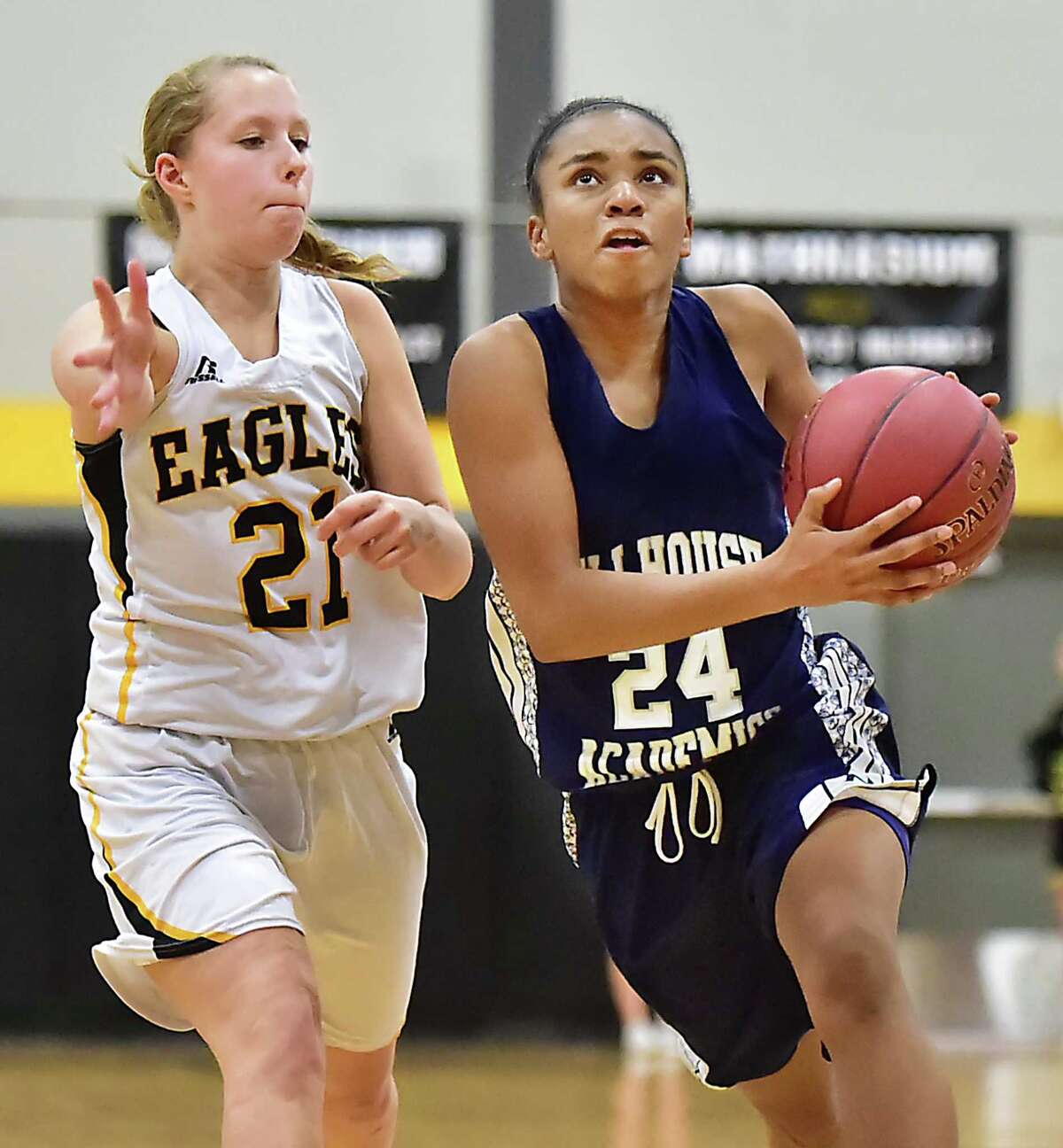 Girls Basketball: Hillhouse finishes off Law, wins third straight