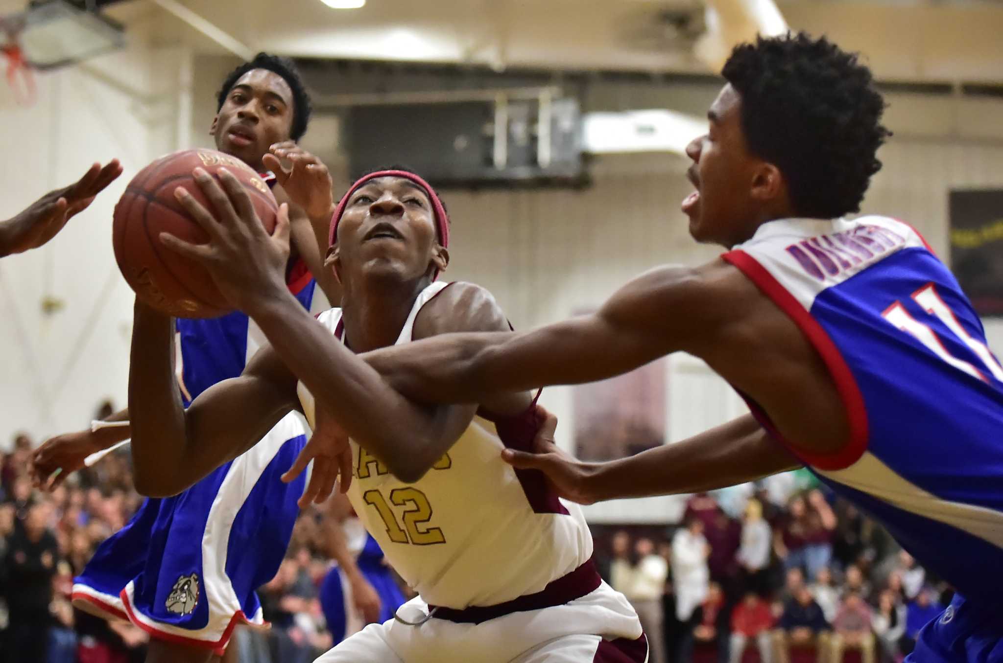 The GameTimeCT / Register Top 10 boys basketball poll: Windsor moves up ...