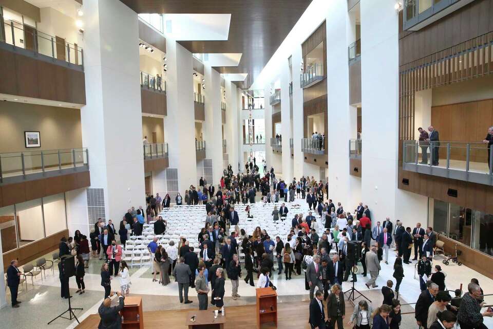 New federal courthouse grand opening celebrated by scores