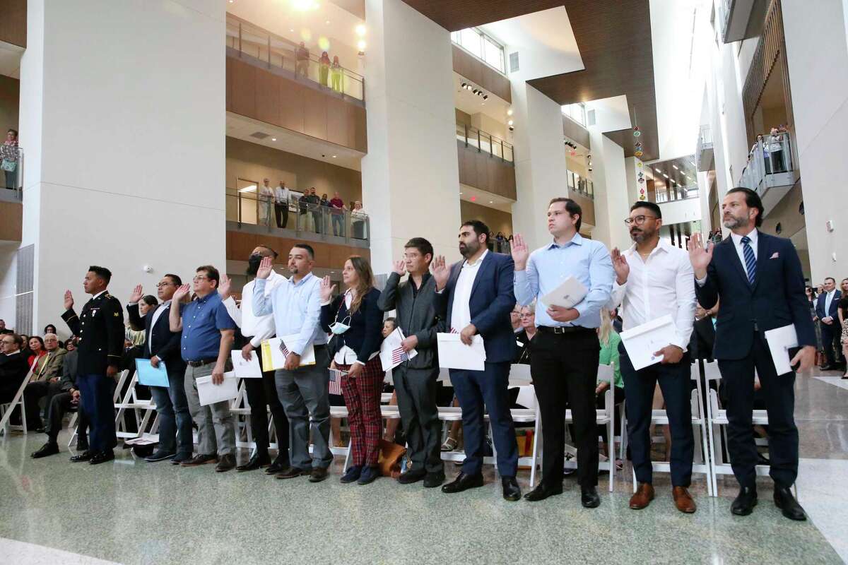 New federal courthouse grand opening celebrated by scores