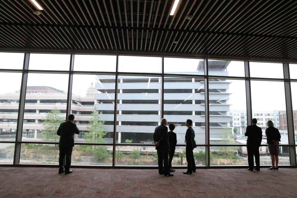 New federal courthouse grand opening celebrated by scores