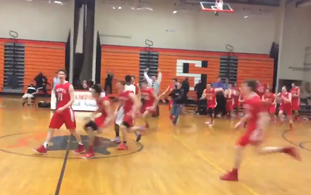 #Tweet-Your-Buzzer-Beaters: Greenwich's Conor Harkins stuns Stamford ...