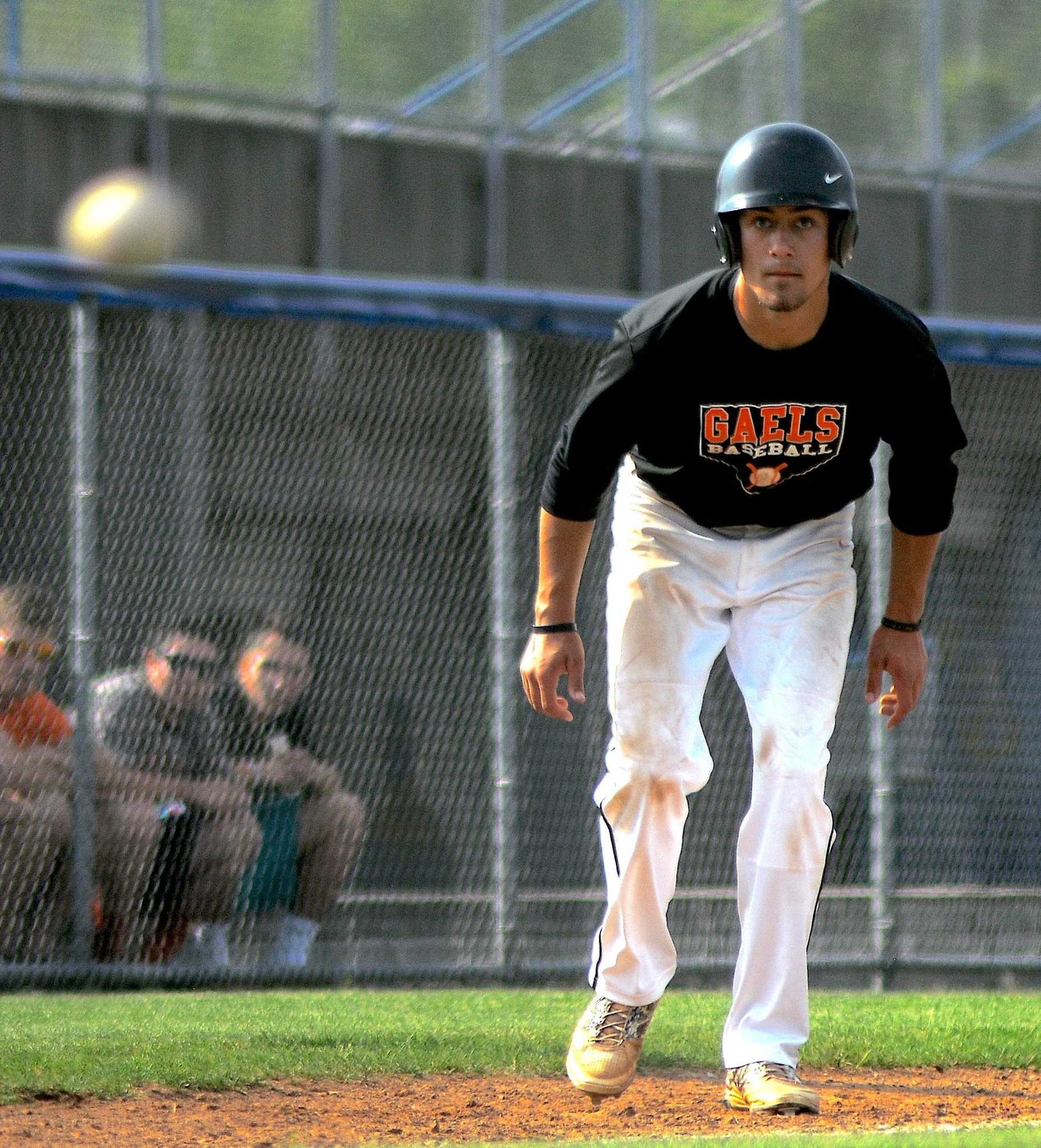 Baseball Notebook: Shelton coming of age; Tolland's pitching trio ...