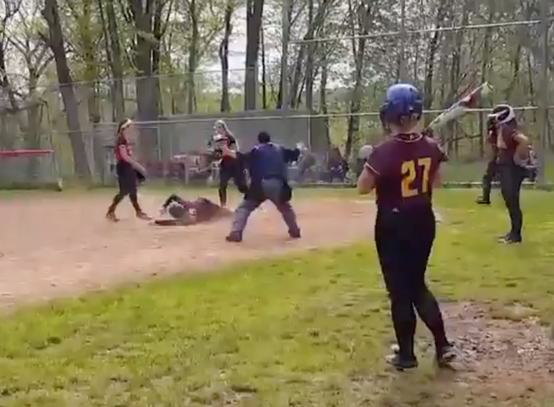 Softball: Sheehan beats Sacred Heart Academy, keeps postseason drive going