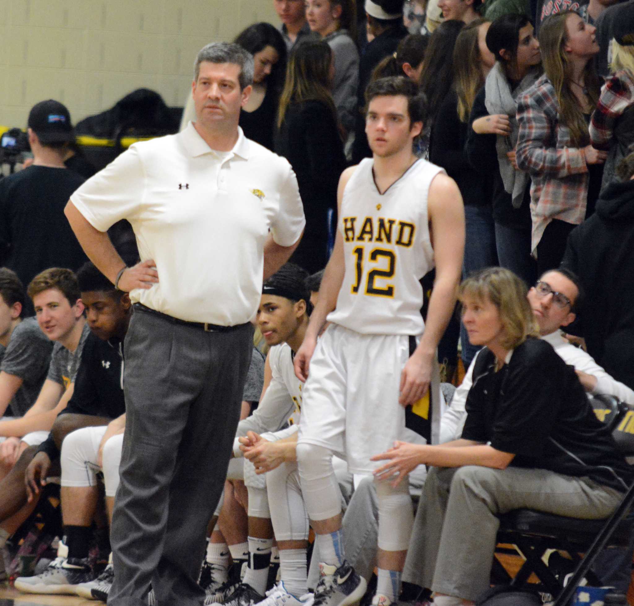 Boys basketball: Frank Rossi resigns after nine seasons at Hand