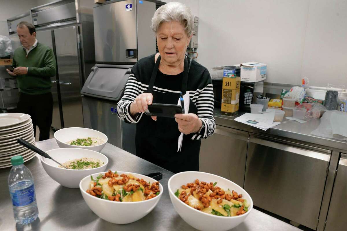 St. Martin’s cooking classes give Houston chefs, budding culinary stars ...