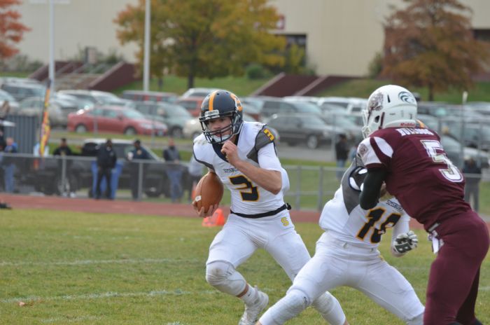 CCC Football 2016: Simsbury preview