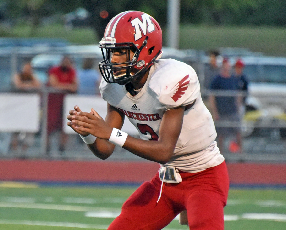 Football: Manchester rolls past Simsbury