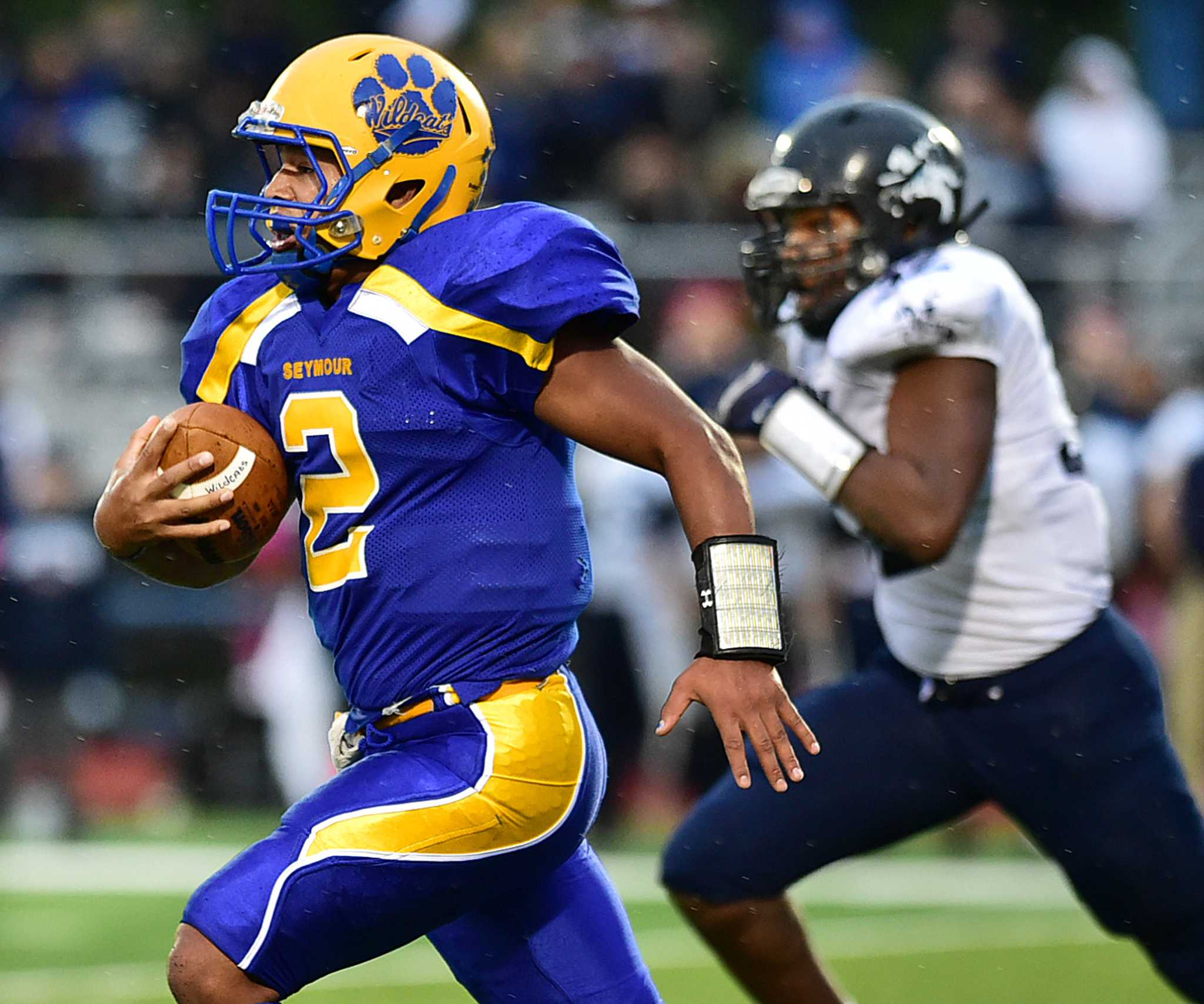 Football Notebook: Seymour ready for Ansonia challenge