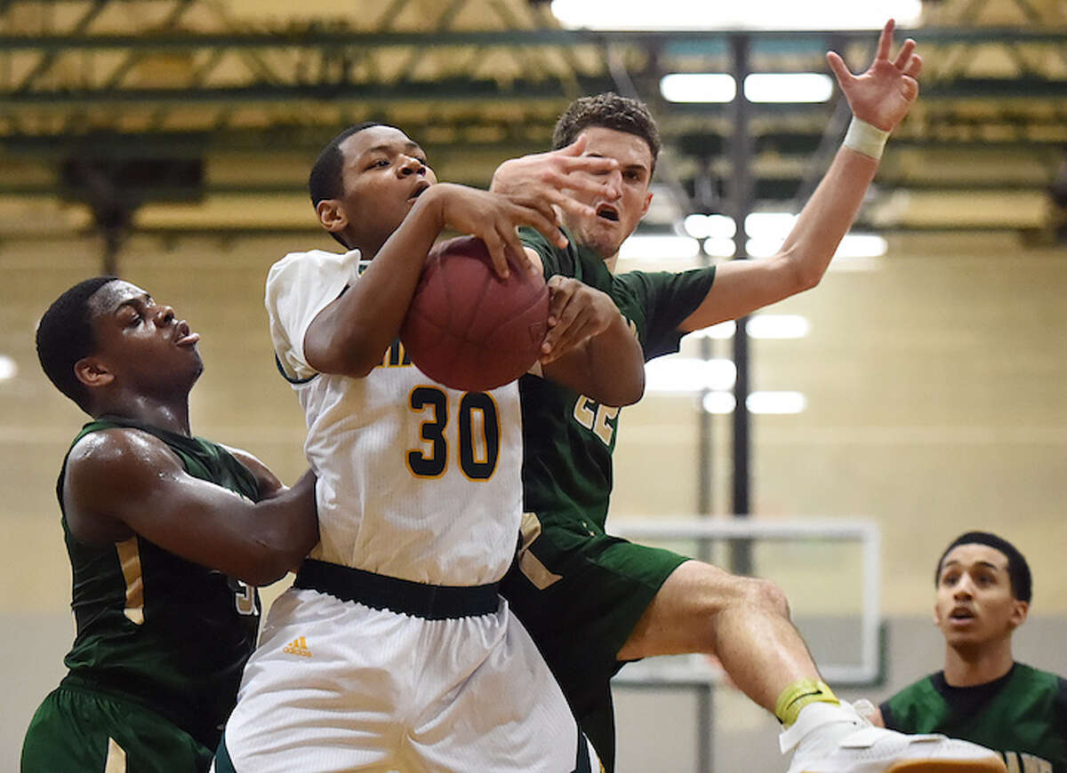 Boys basketball: Waters delights sellout crowd, scores 28 as No. 2 ...
