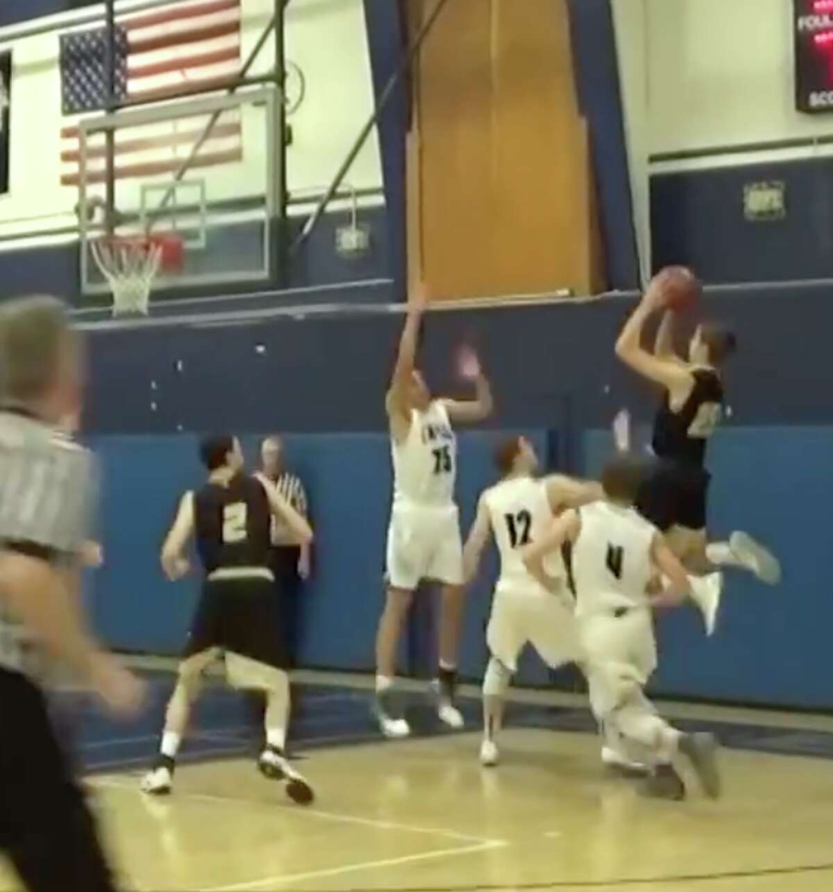 #Tweet-Your-Buzzer-Beaters: Trumbull's J.J. Pfohl topples Staples from ...