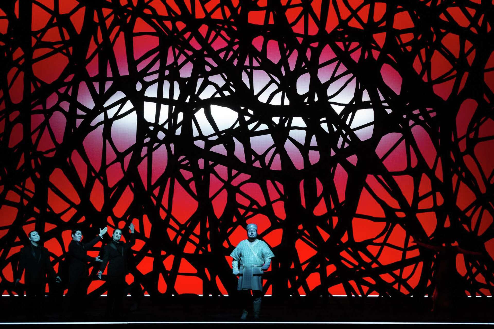 Texas native Robert Wilson lights up Puccini’s ‘Turandot’ for HGO