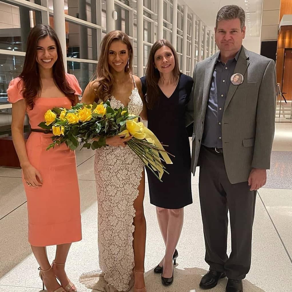 Pasadena Memorial High alumna set to compete for Miss Volunteer America