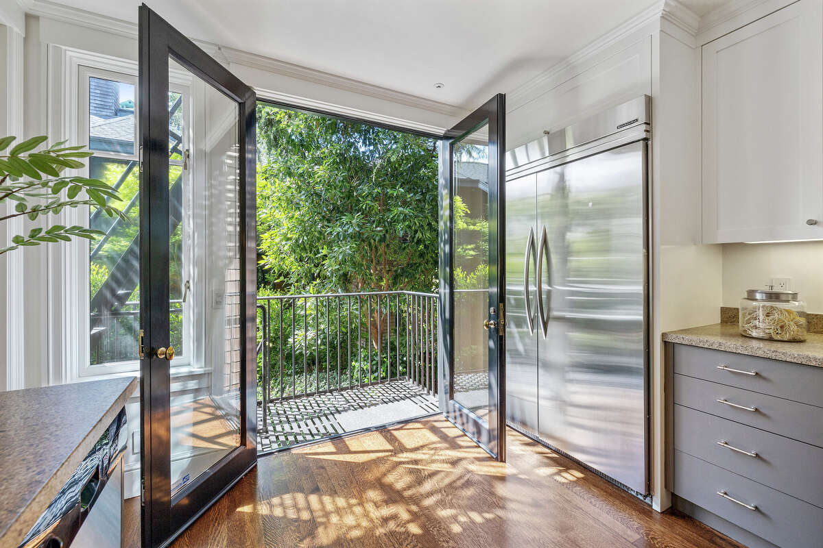 This San Francisco condo was a filming location for "The Matrix ...