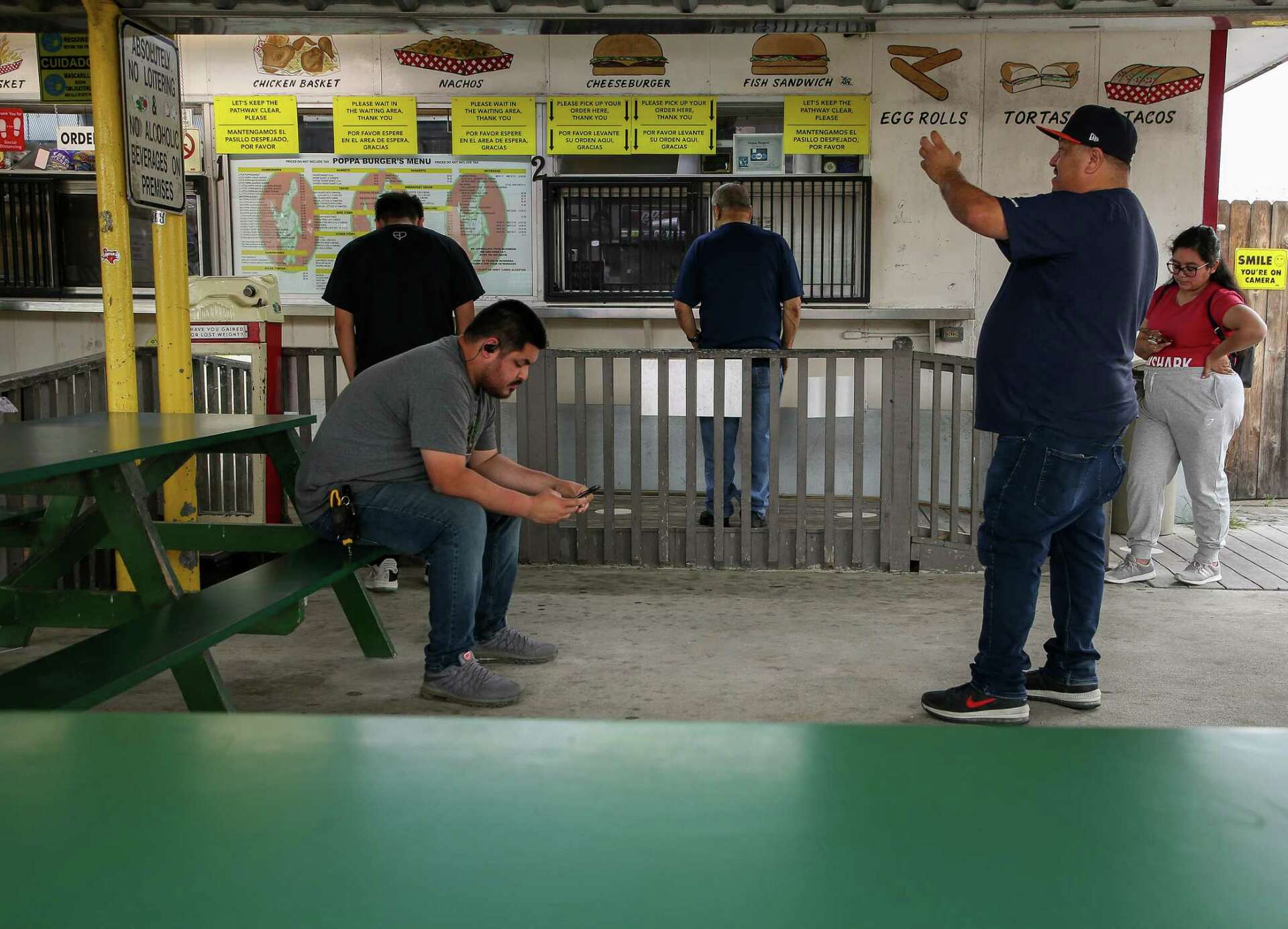 Houston burger joint stands strong in the face of gentrification