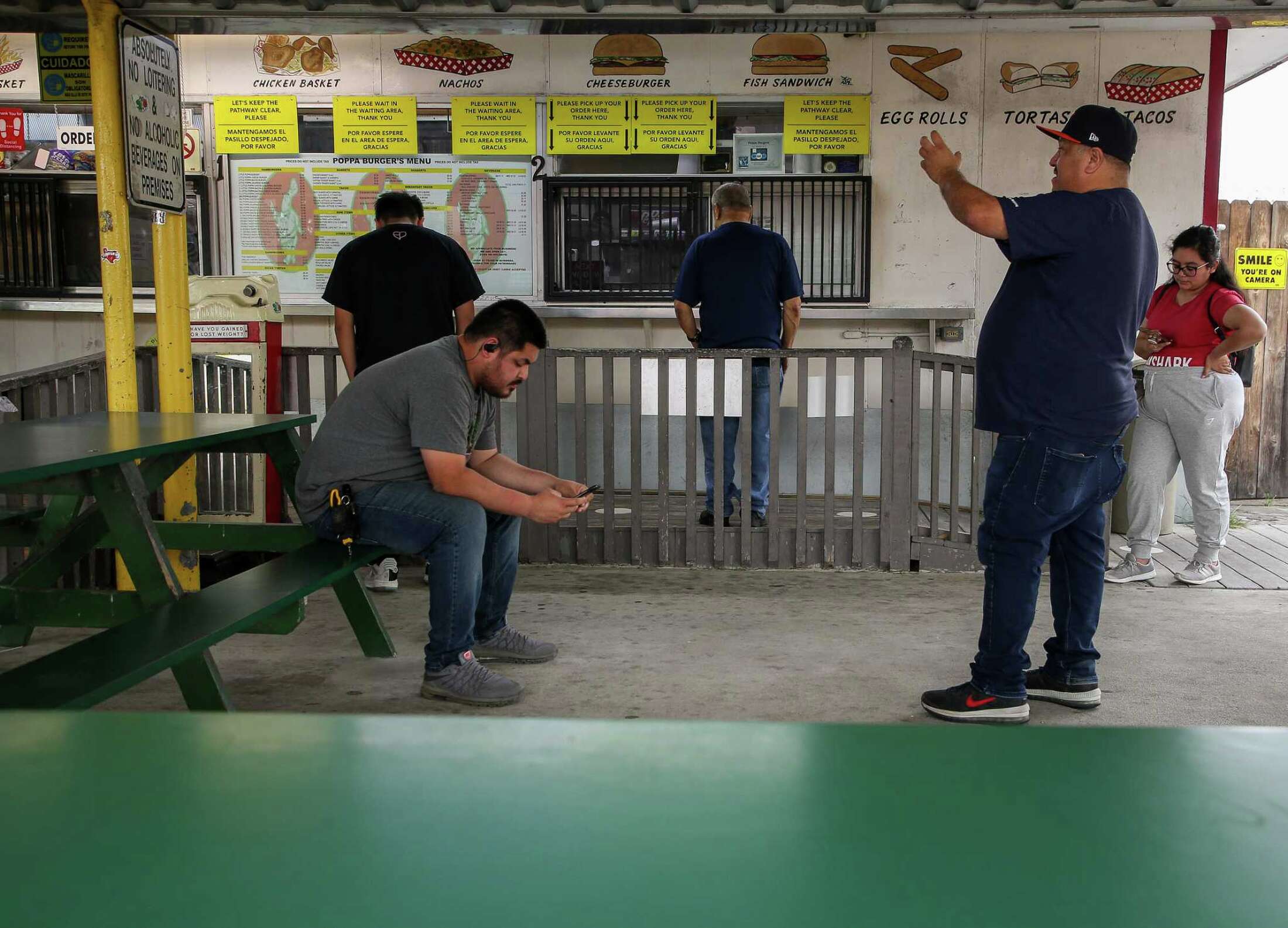 Houston burger joint stands strong in the face of gentrification