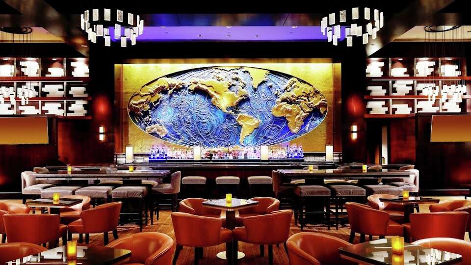 16 excellent bars in downtown Houston to visit now