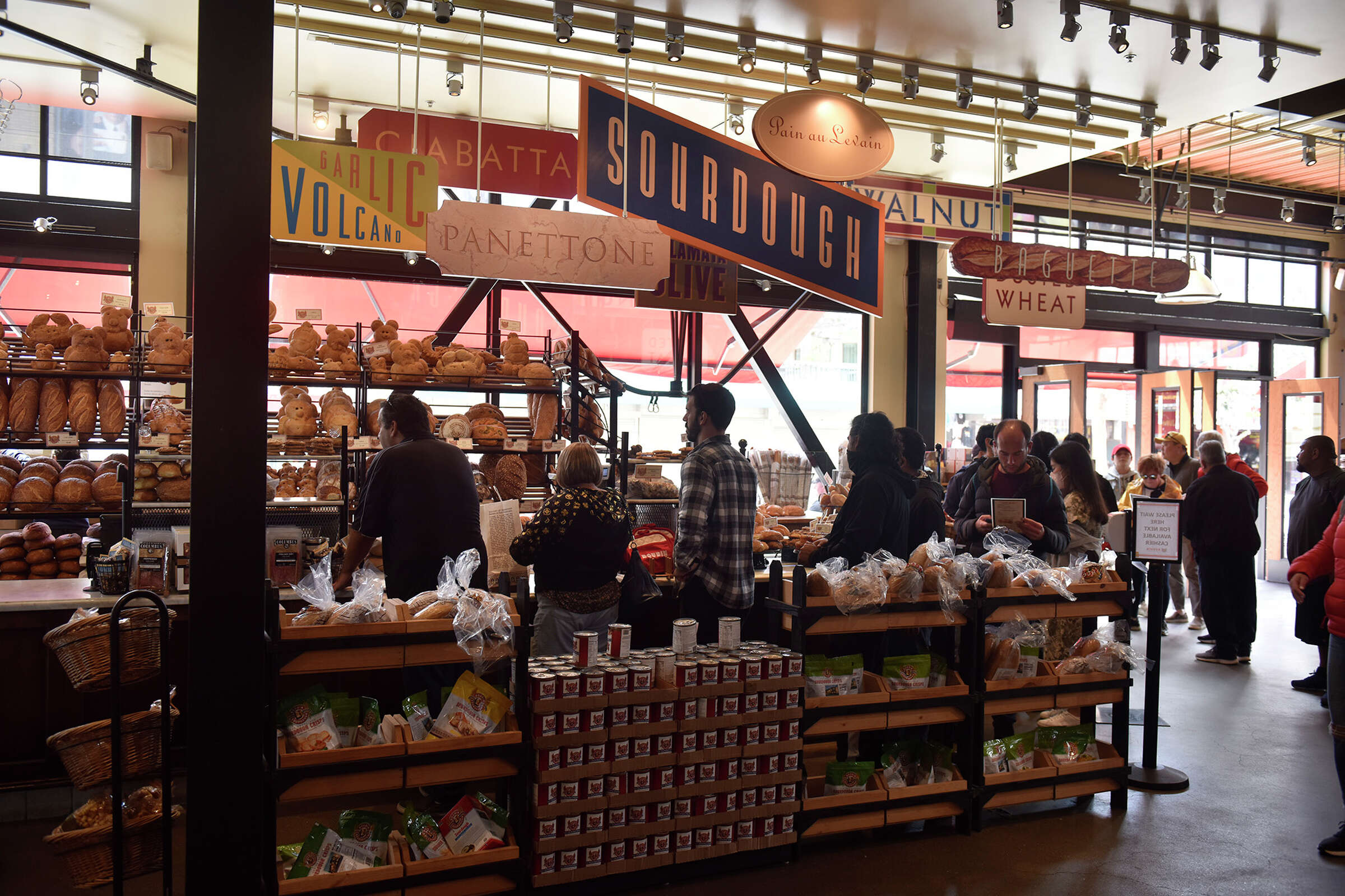 SF's Boudin clam chowder bread bowl is not that good
