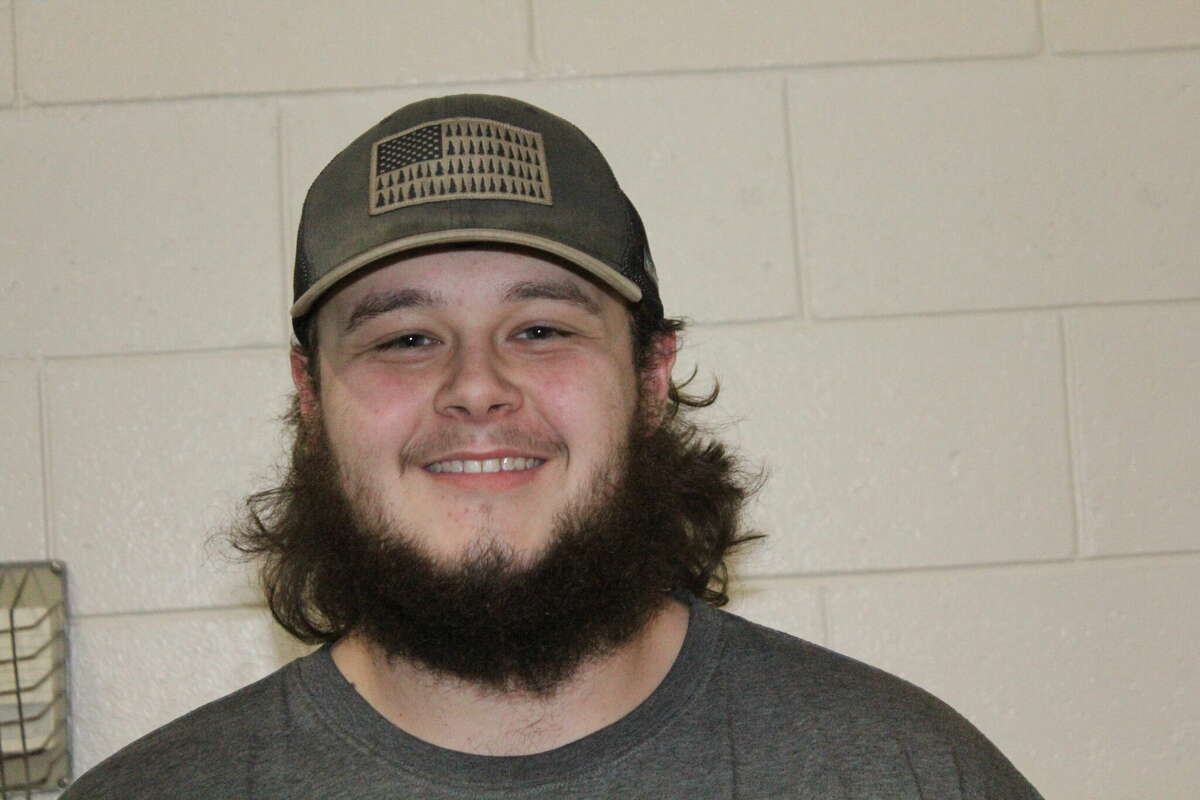 Chippewa Hills Warriors first baseman set to help Warriors be strong ...