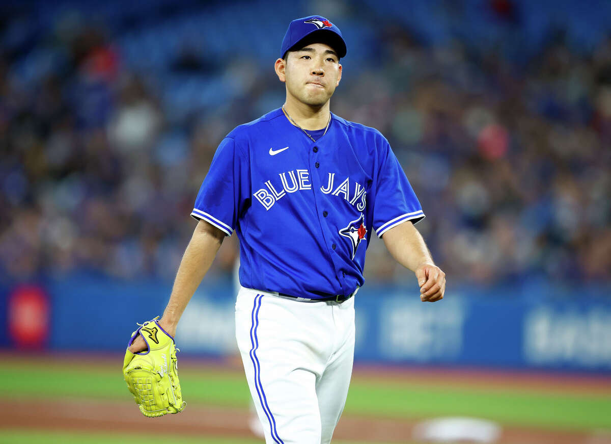 Astros, Blue Jays put offenses on display in Houston victory