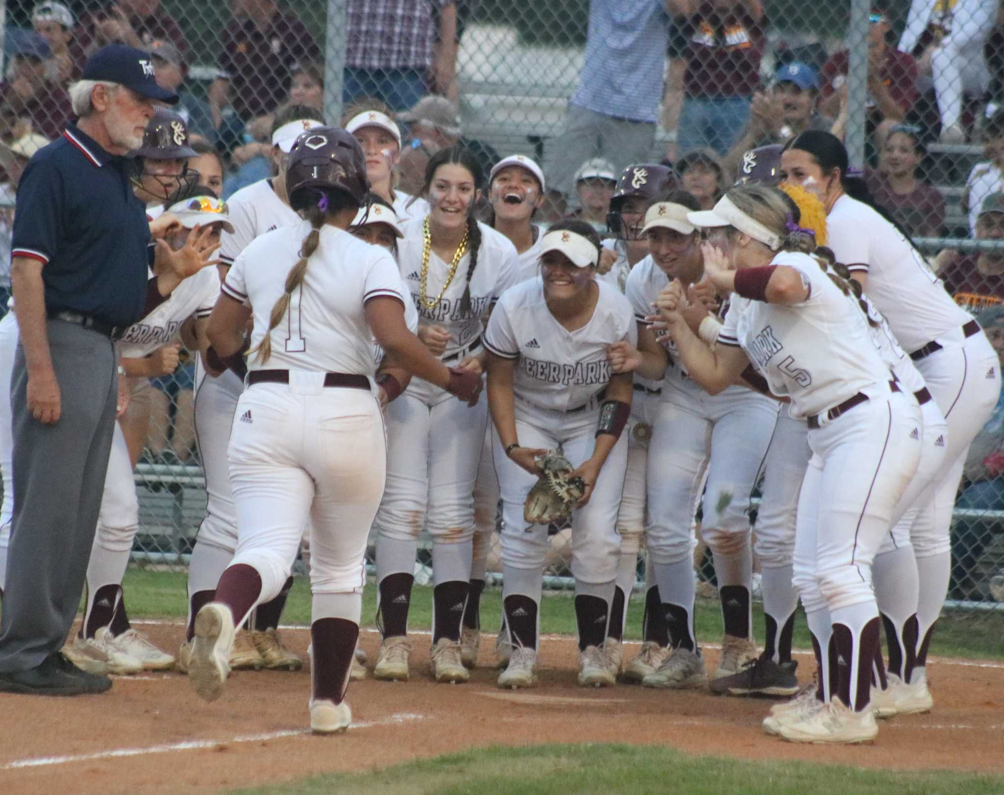 Defending state champ Deer Park advances to area round