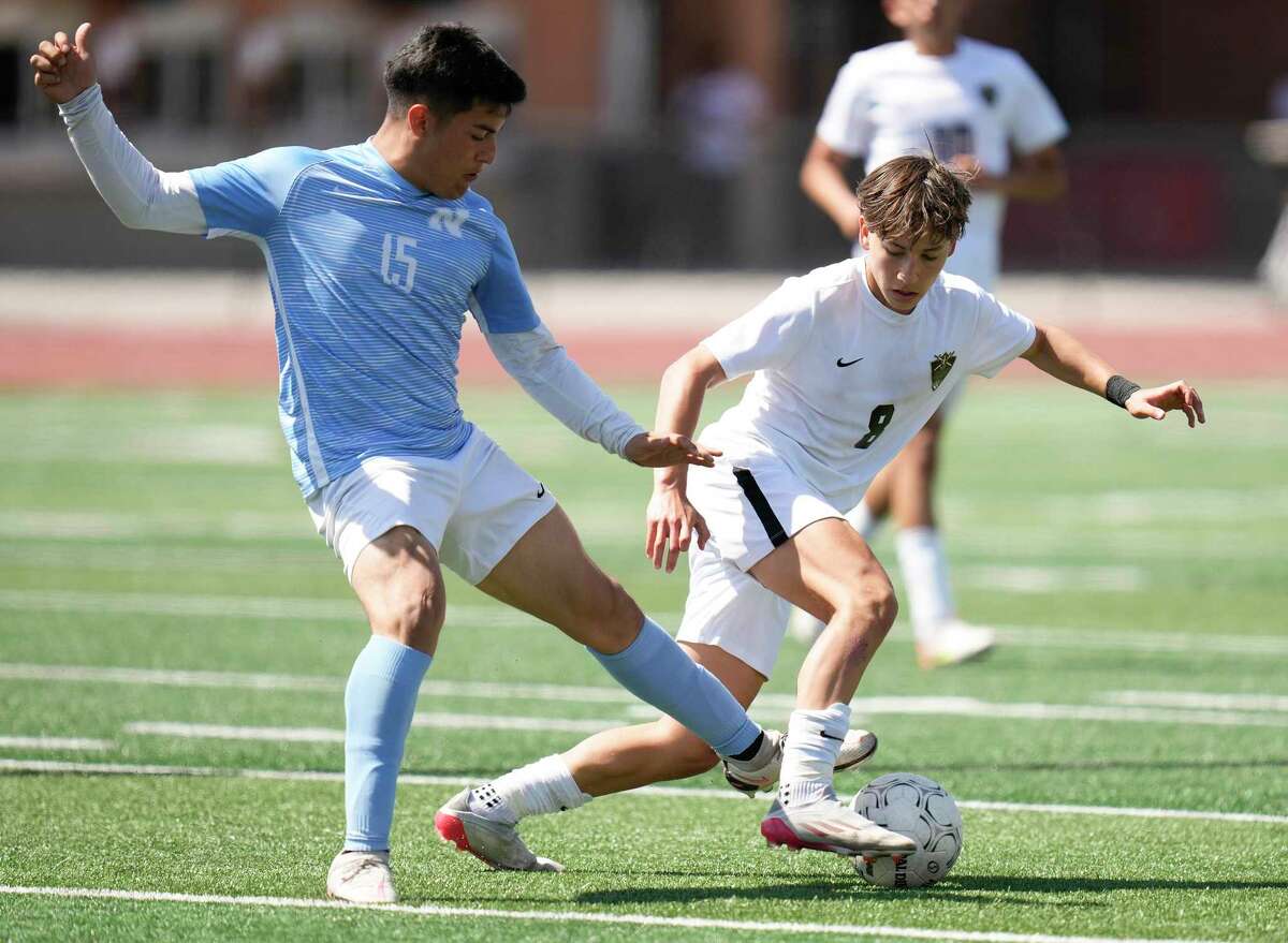 Jordan, Paetow earn all-district soccer awards