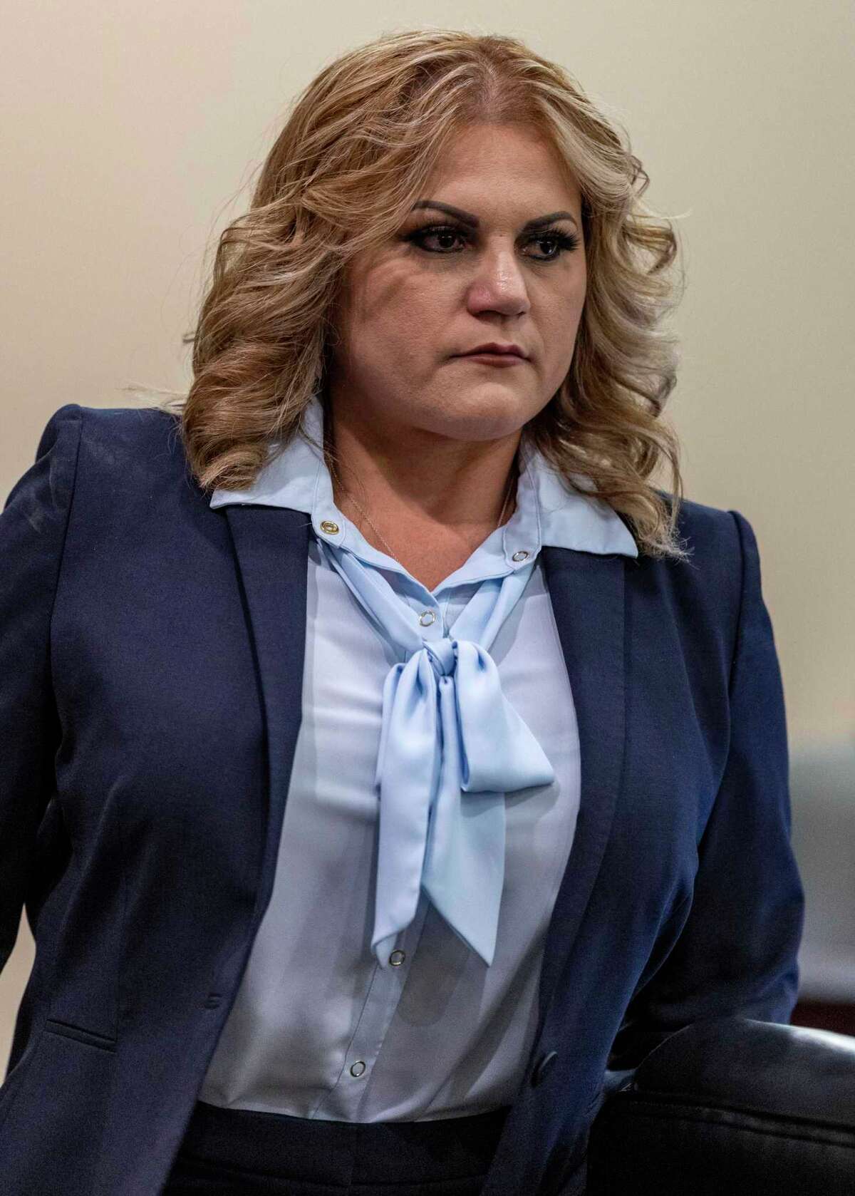 Husband collapses on stand in wife’s murder-for-hire trial