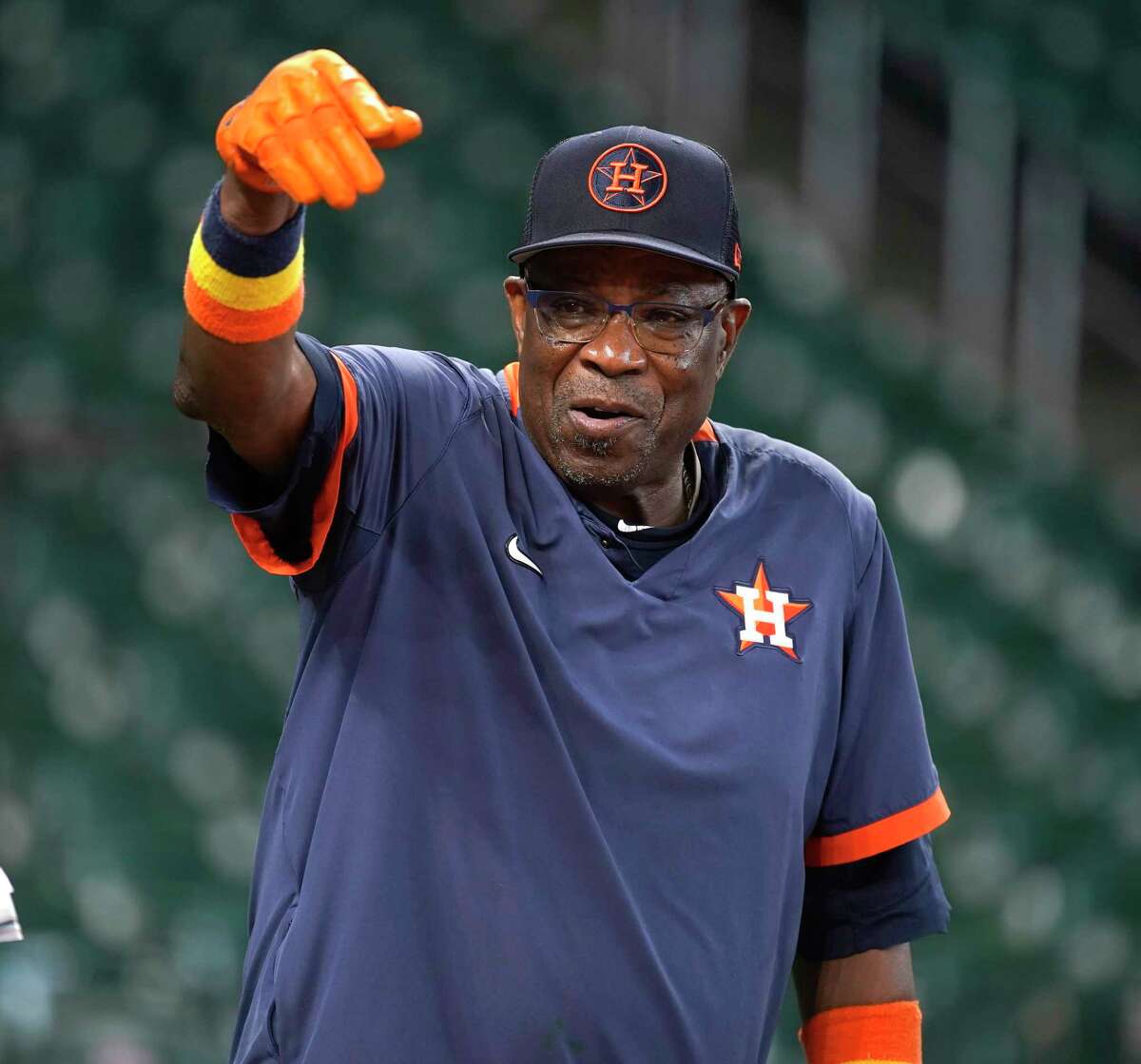 Houston Astros: Dusty Baker notches 2,000th managerial win
