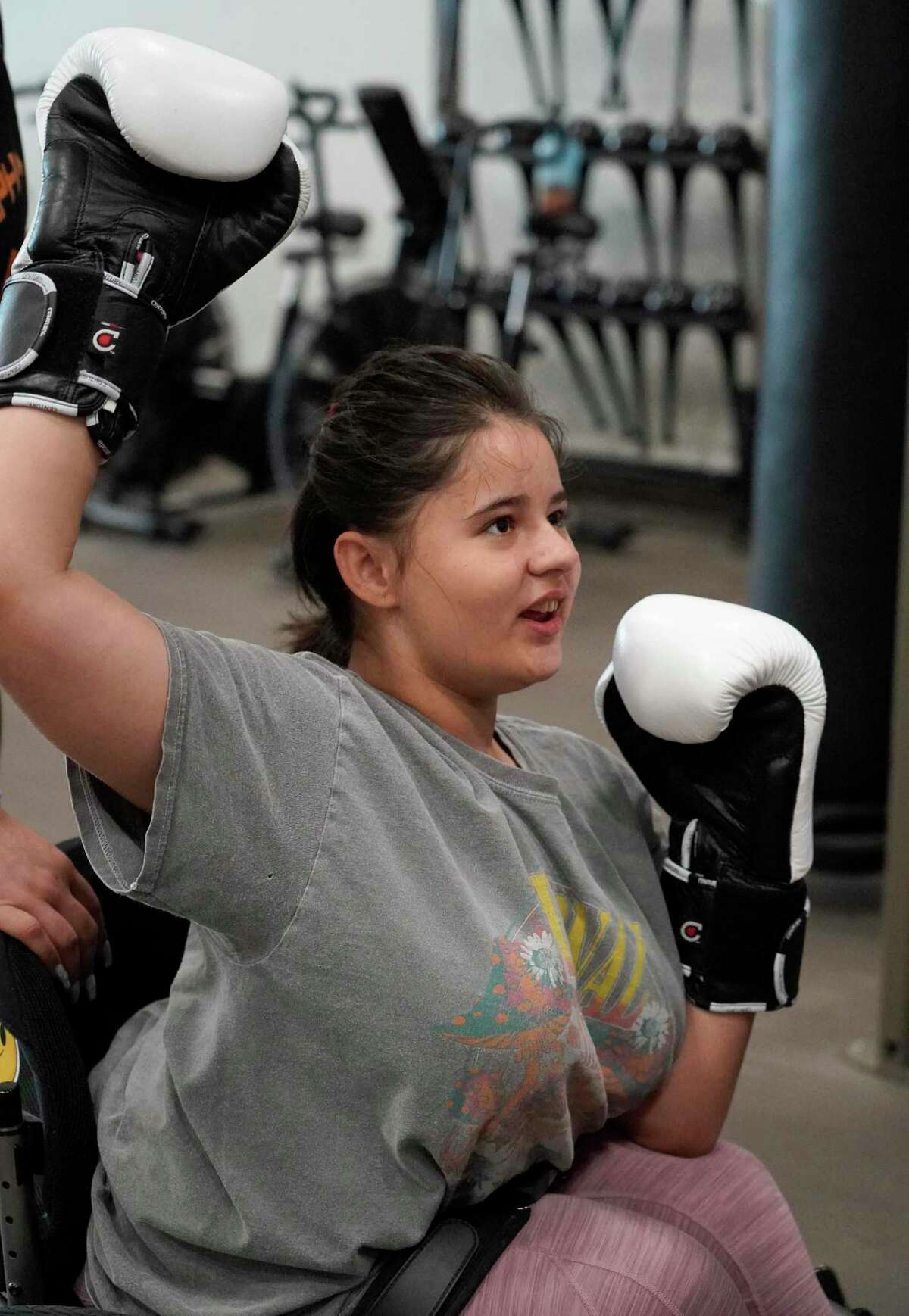 Workouts give Houston mom and paralyzed daughter physical and emotional ...