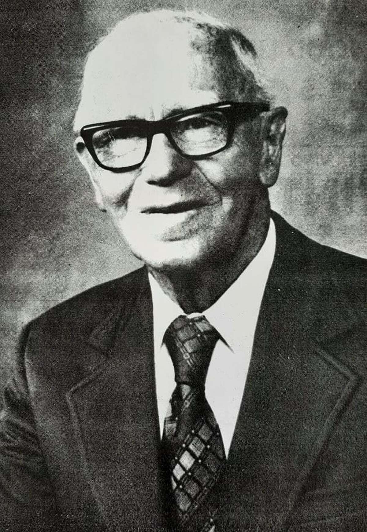 Old photos show what 100-year-old Alvin general store used to look like