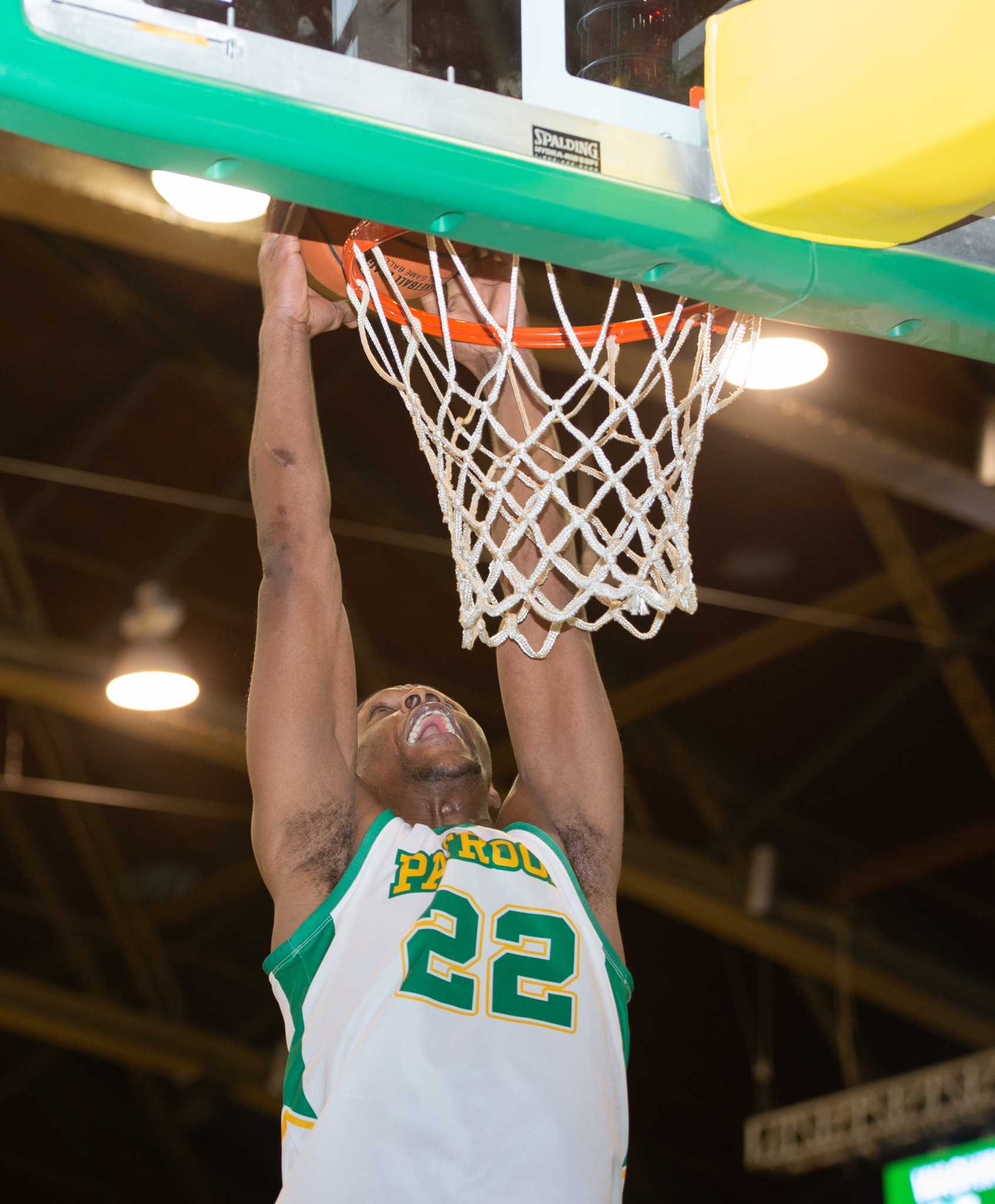 Patroons fall on road to Syracuse