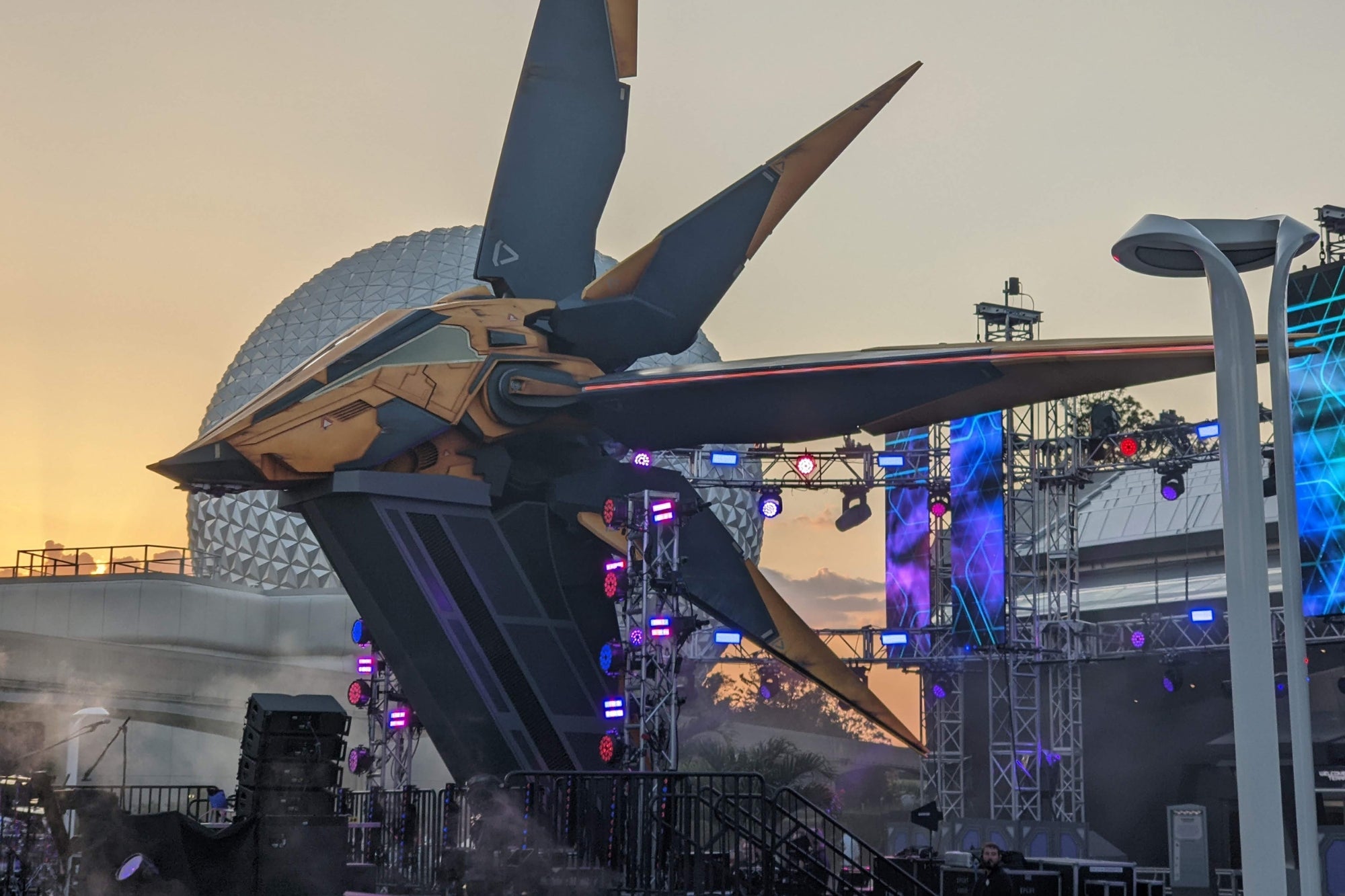 How Disney's New Guardians of the Galaxy Roller Coaster Uses Story To ...