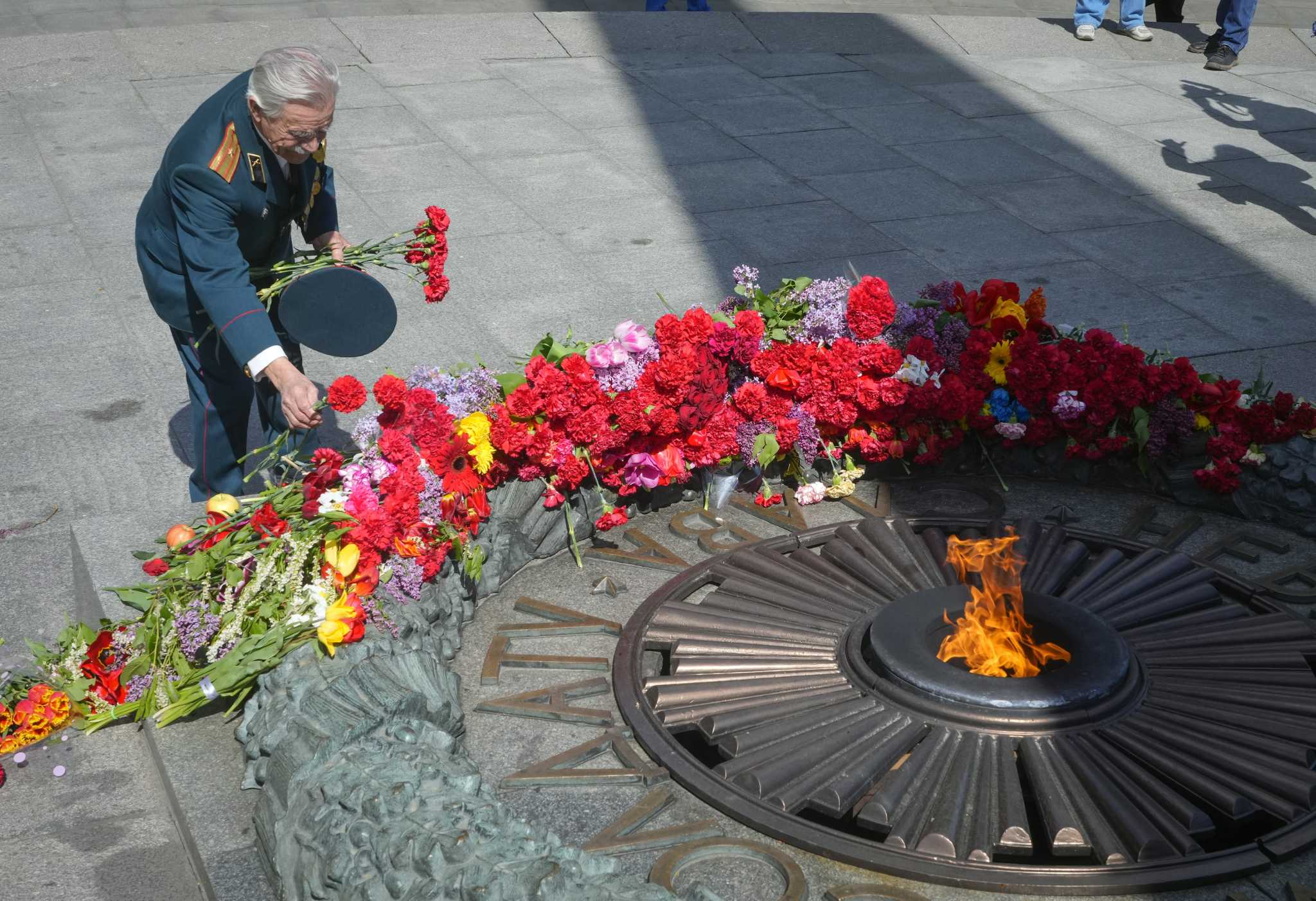 No end in sight for Ukraine war as Putin hails Victory Day