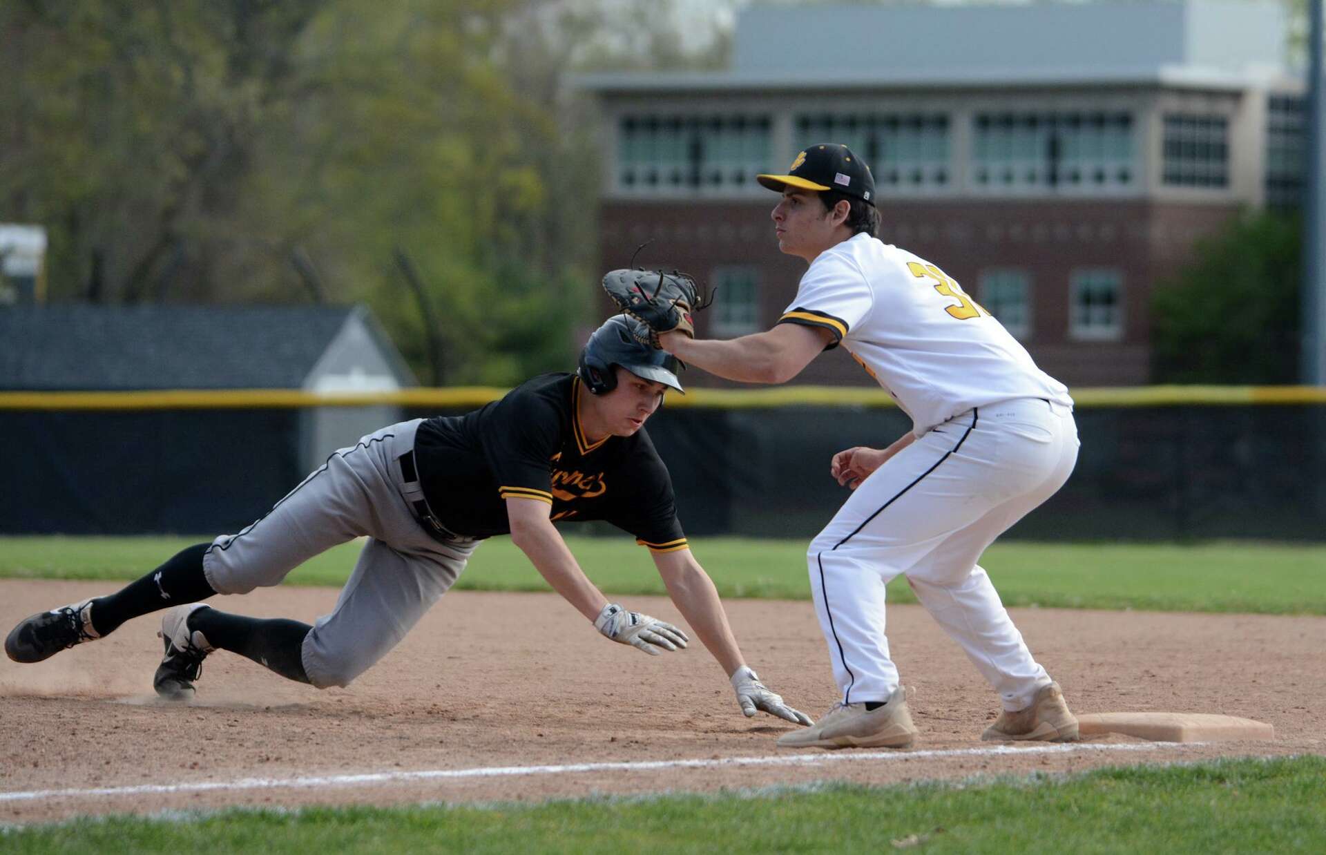 Connecticut baseball players playing for summer collegiate leagues