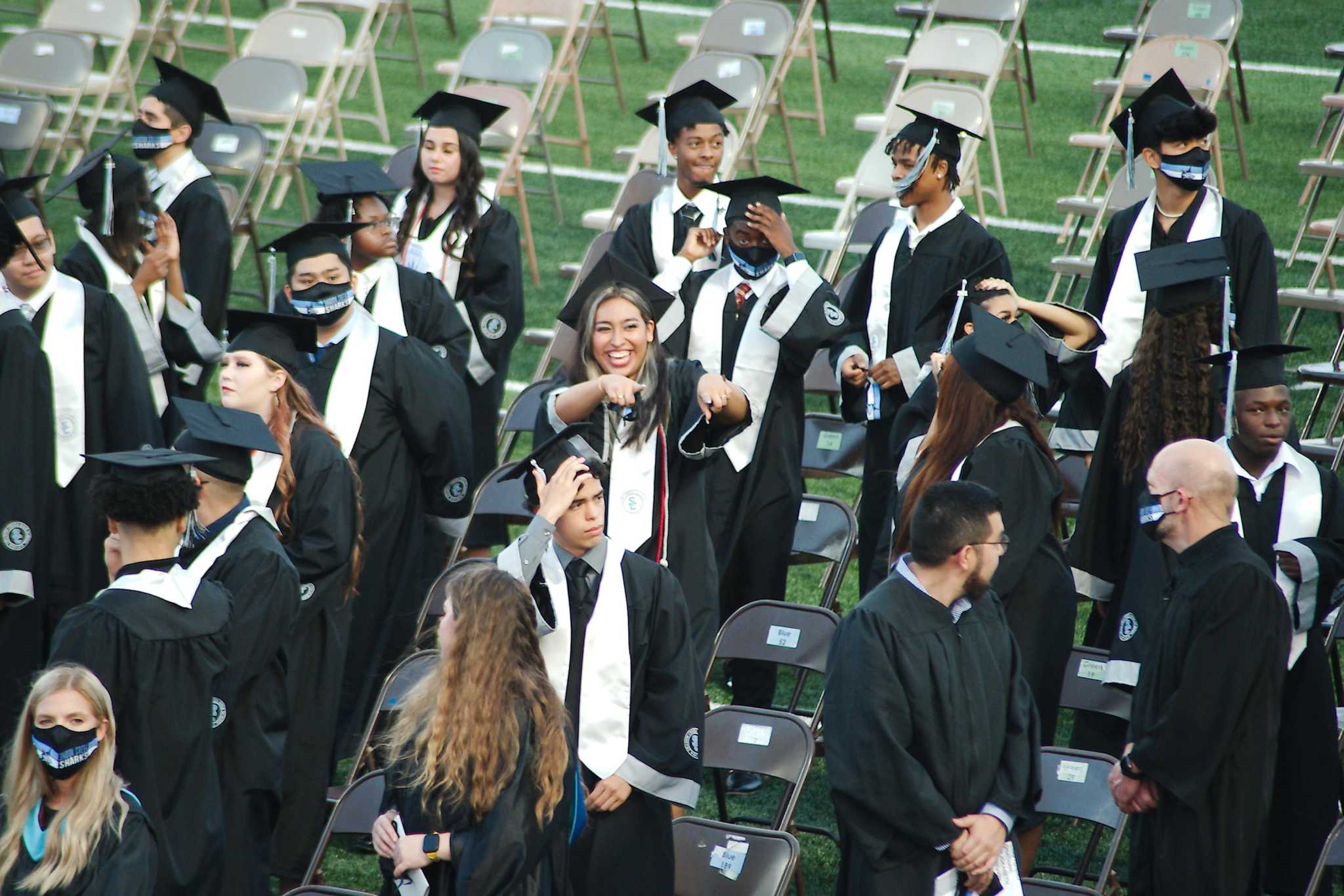 What you need to know about graduation ceremonies in northern Brazoria