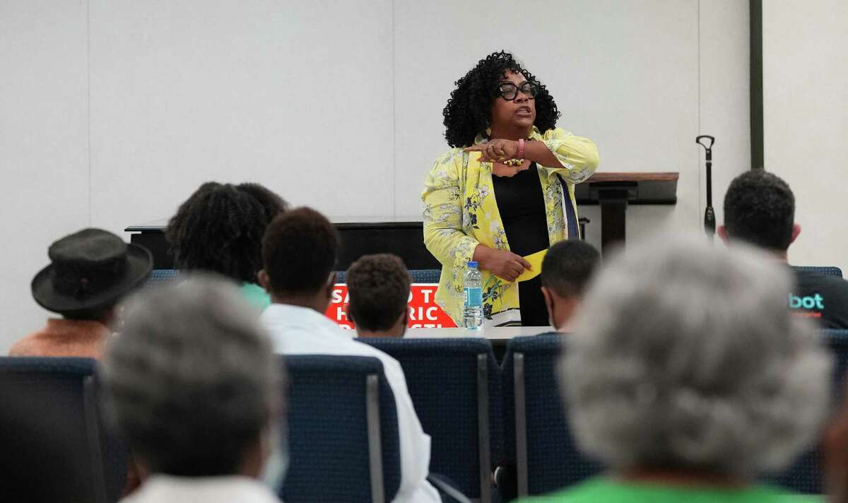 18 Houston homes could become a historic district. Some residents fear ...