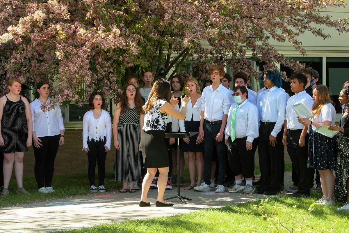 Missing teacher Meghan Marohn honored at Shaker High vigil