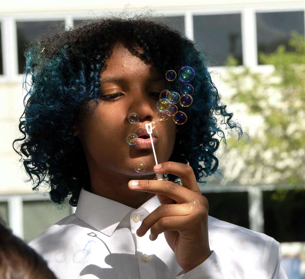 Missing teacher Meghan Marohn honored at Shaker High vigil