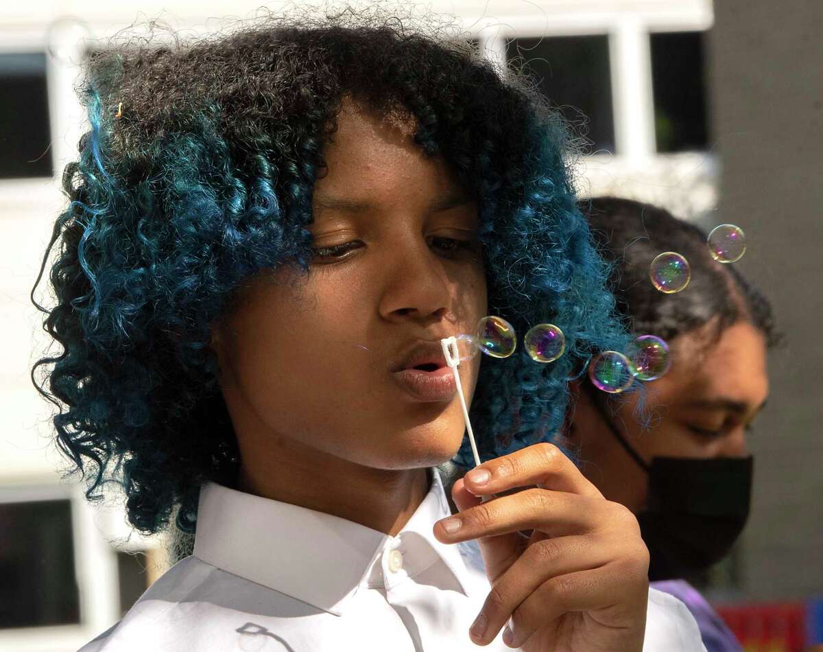 Missing teacher Meghan Marohn honored at Shaker High vigil