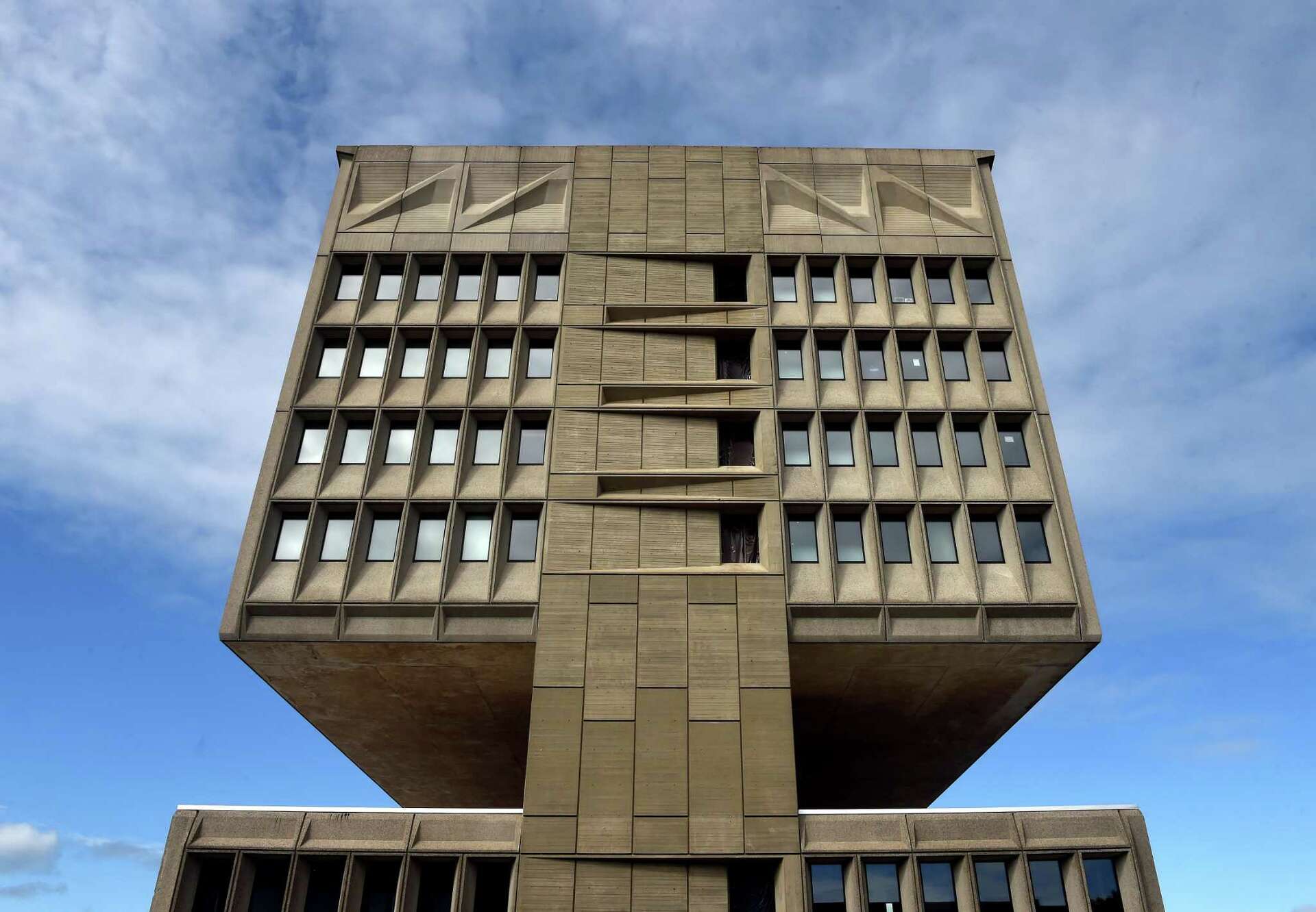 New Haven’s Pirelli Building transformed to Hotel Marcel