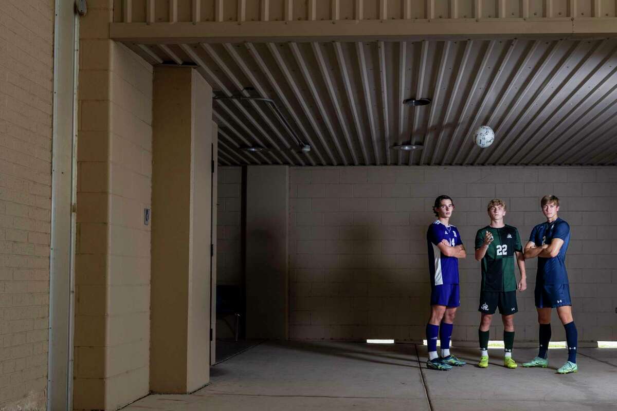 Boys soccer: 2022 Express-News All-Area teams