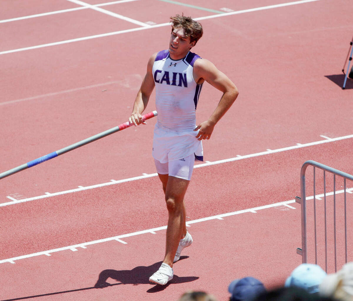 Summer Creek boys win second straight state track title