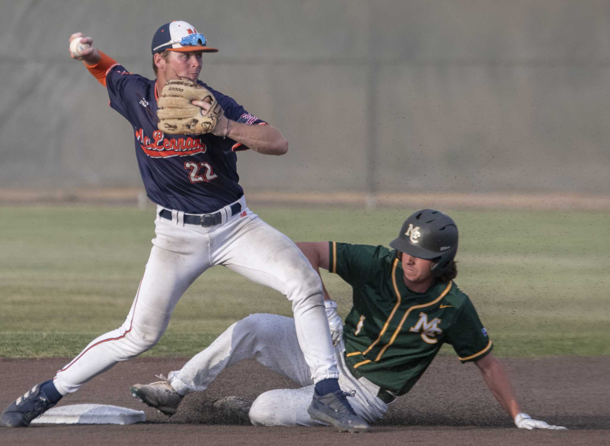 JC BASEBALL: McLennan holds off Chaps’ rally to force deciding game
