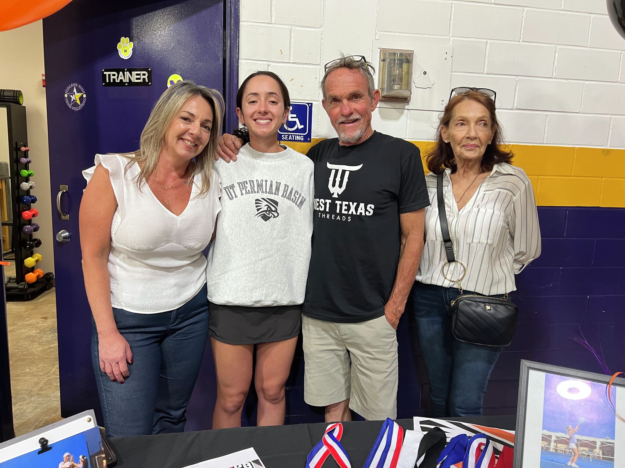 MHS, LHS athletes sign with colleges