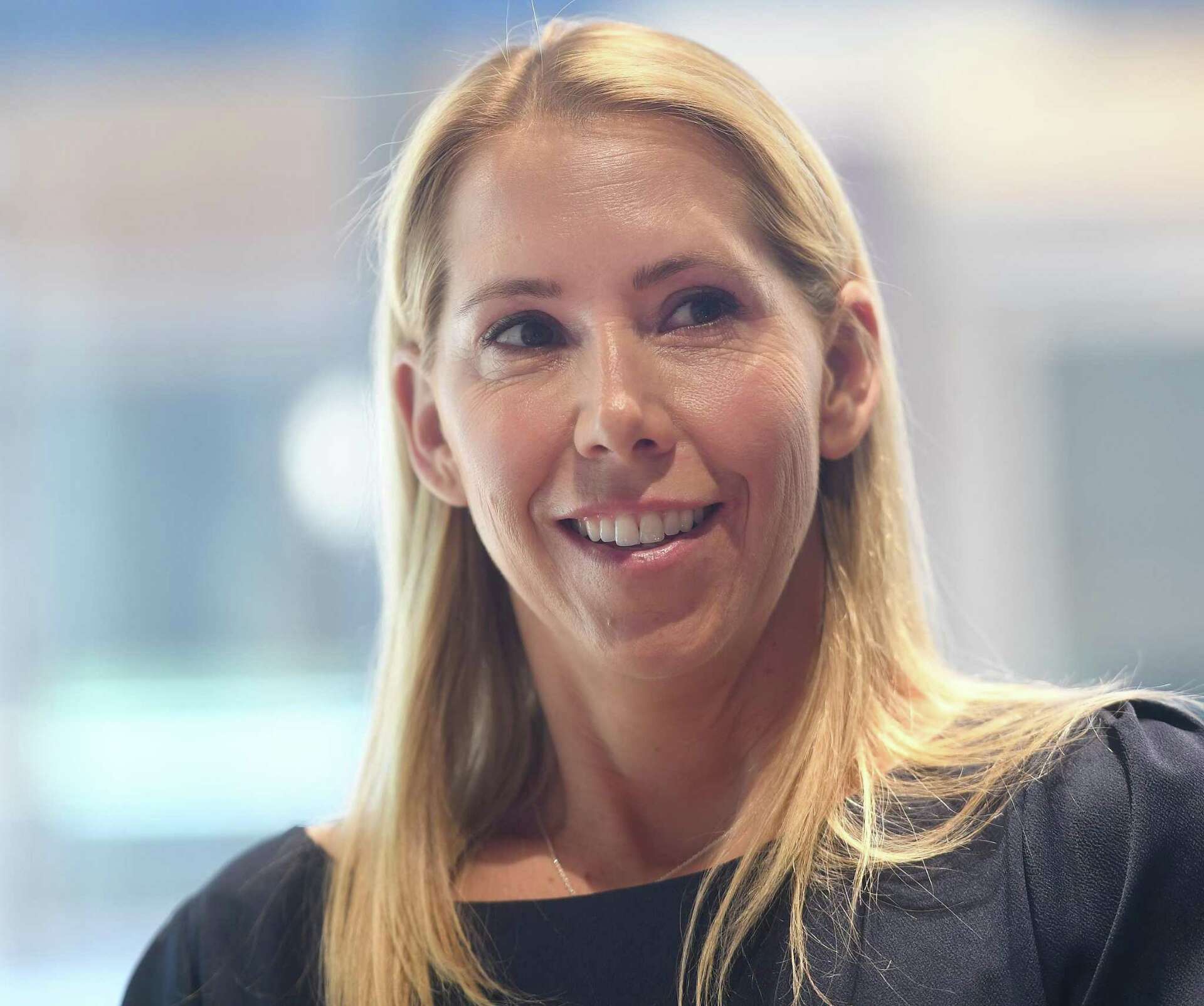 Dan Hurley, Geno Auriemma part of UConn Coaches Road Show