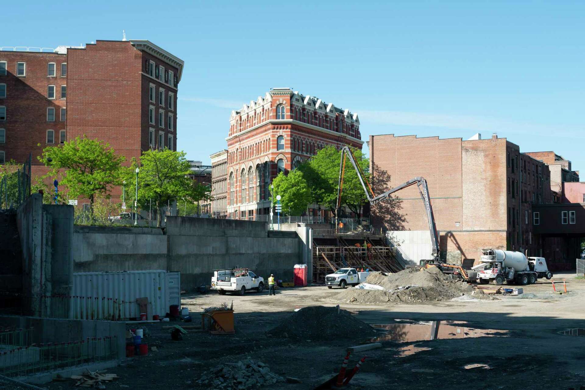 'Insurmountable obstacles' lead Troy to reconsider 1 Monument Square