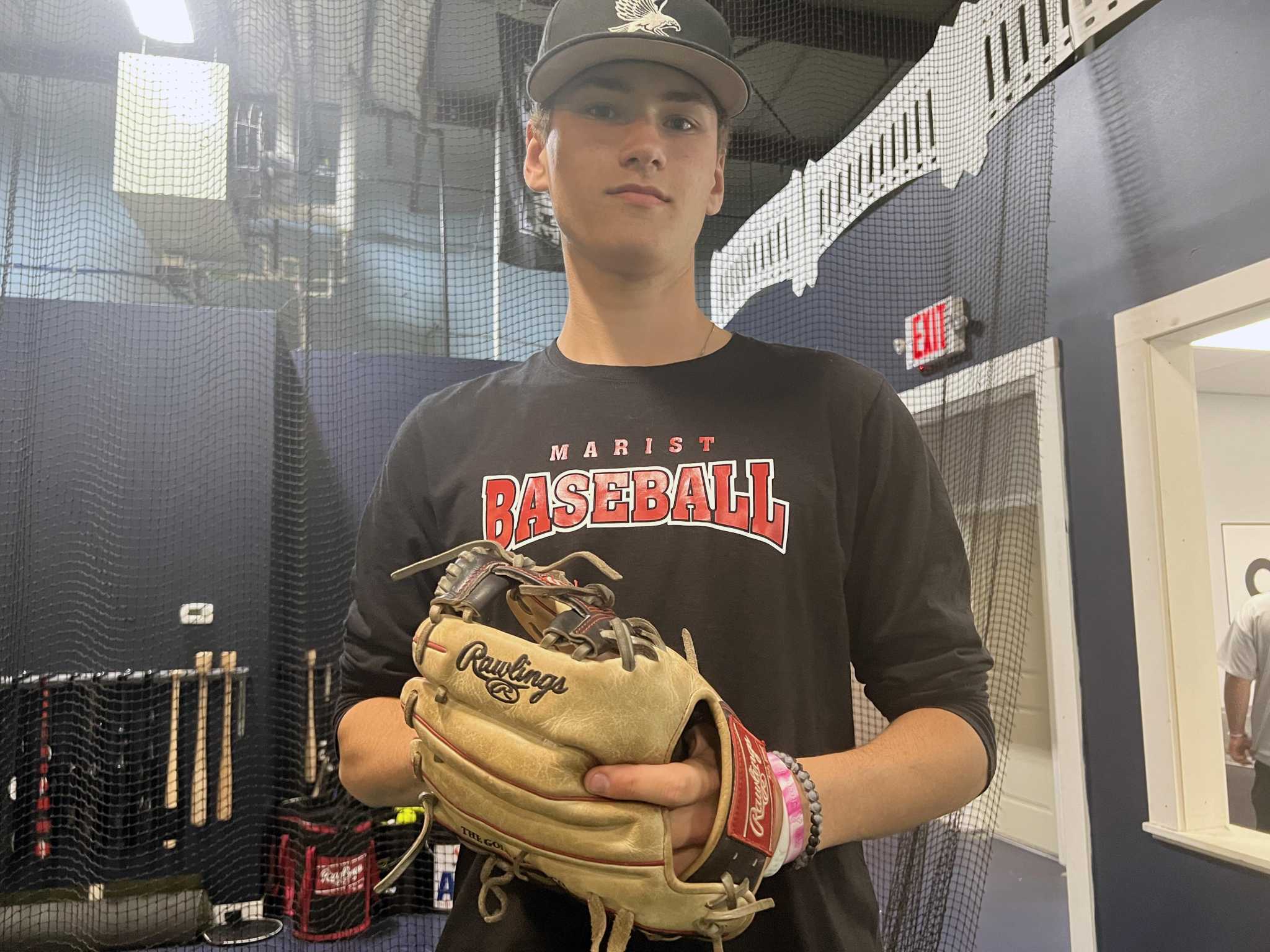 Xavier’s Hartley an ace and mentor